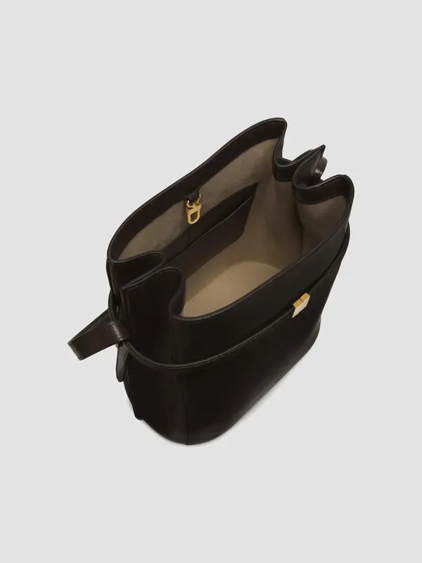 TOTEME Belted Leather Bucket Bag - Bark