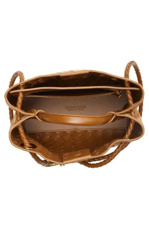 Bottega Veneta Small Andiamo Intrecciato Shoulder Bag - Amber