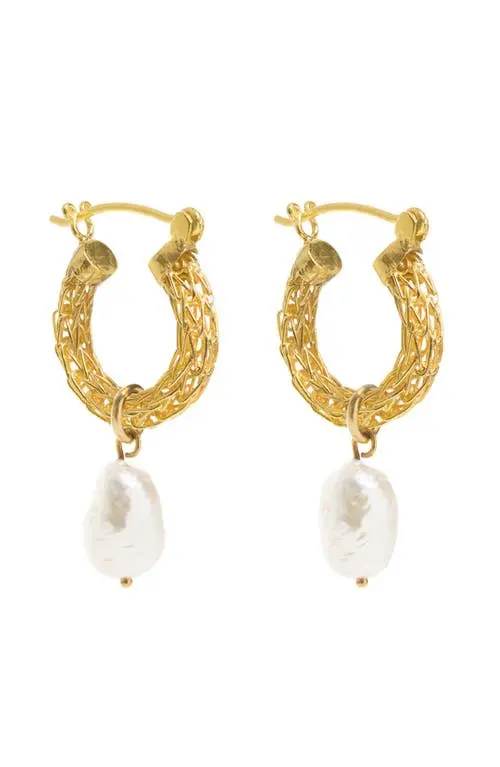 FREYA ROSE Weave Mini Hoop Earrings With Baroque Pearl - Gold