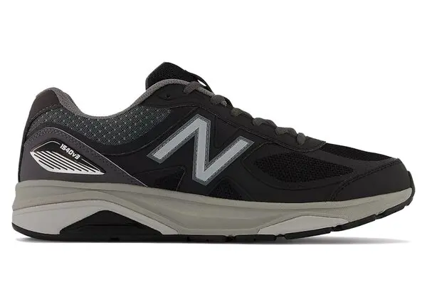 NEW BALANCE 1540v3in Sneakers - Black/castlerock