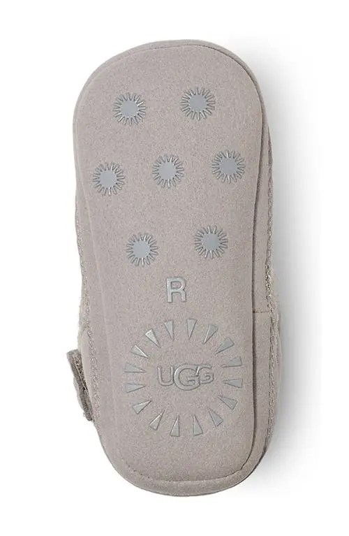 UGG Skyler Bootie & Beanie Set - Grey