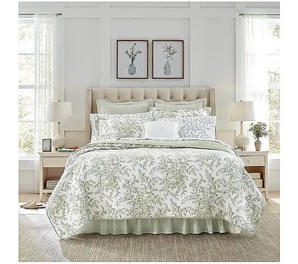 Laura Ashley Bedford Sage King Quilt Set