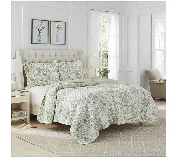 Laura Ashley Bedford Sage King Quilt Set