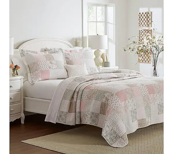 Laura Ashley Celina Patchwork Pink King Quilt-s Ham Set - One-color