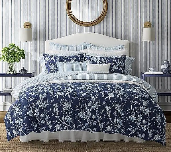 Laura Ashley Branch Toile Blue Twin Duvet Cove Set - One-color
