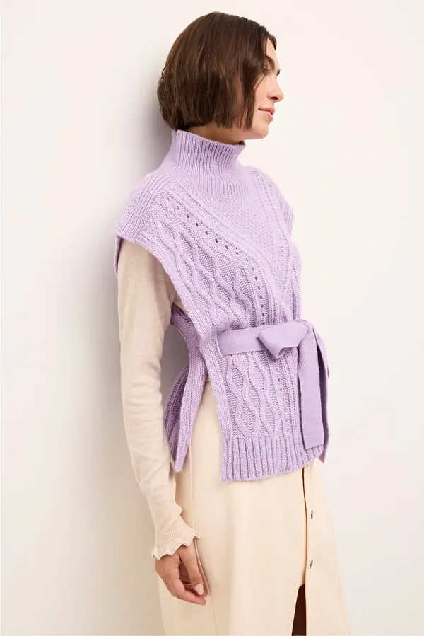 MARIE OLIVER Hampton Popover