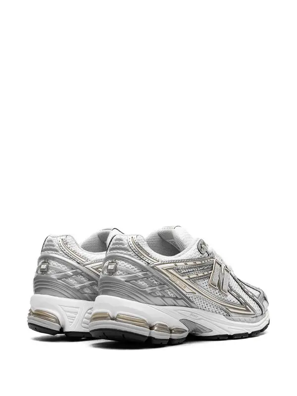 NEW BALANCE 1906r Sneakers