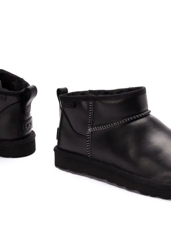 UGG Classic Ultra Mini Boots - Black