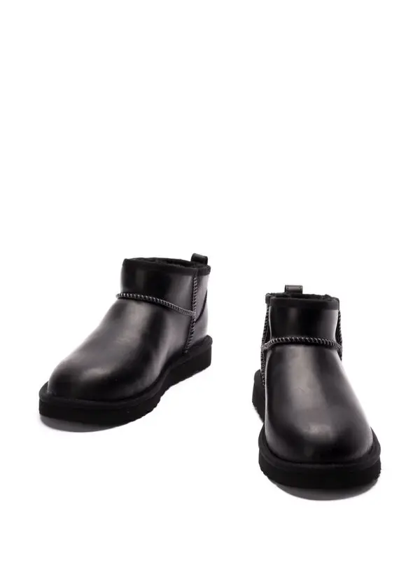 UGG Classic Ultra Mini Boots - Black