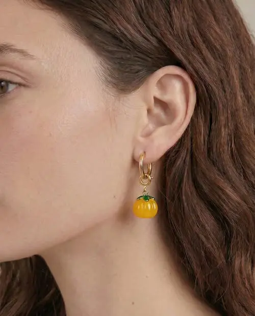 SEREE Harvest Agate Charm Hoop Earrings - Yellow