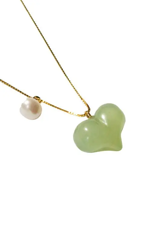 SEREE Puffed Heart Green Jade And Pearl Necklace - Light Green