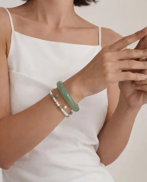 SEREE Olivia Jade Pearl Bracelet