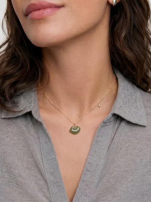SEREE Cloud Green Jade Pendant Necklace - Light Green