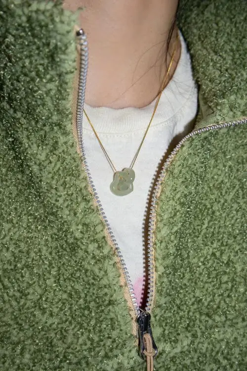 SEREE The Hearts Interlocking Jade Pendant Necklace - Light Green