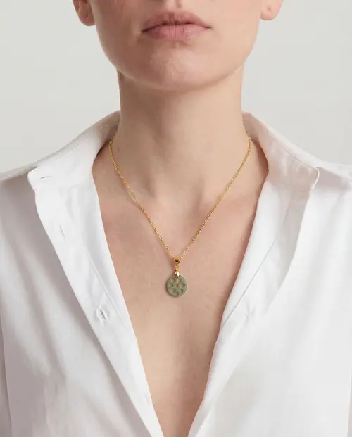 SEREE Lotus Root Jade Pendant Necklace - Light Green