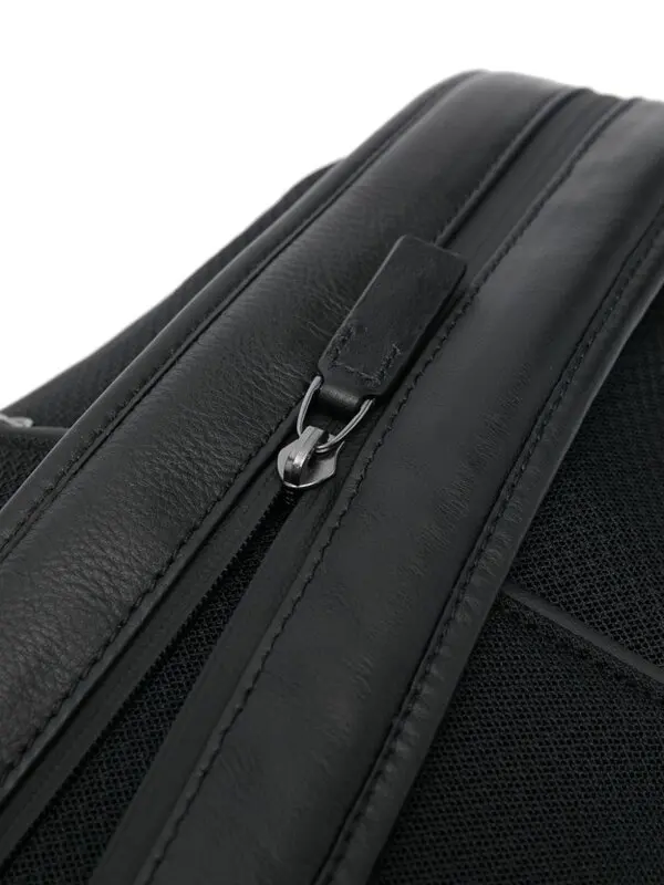PIQUADRO Logo-embossed Backpack