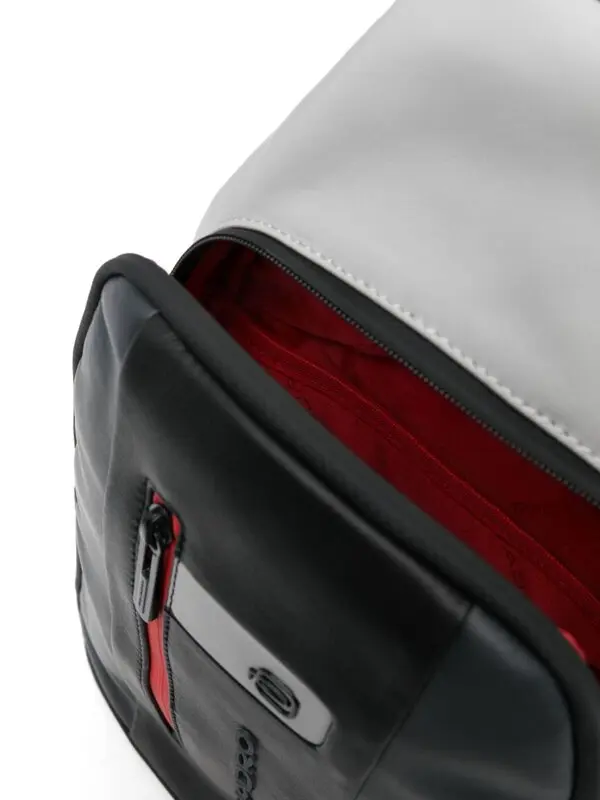 PIQUADRO Logo-embossed Backpack