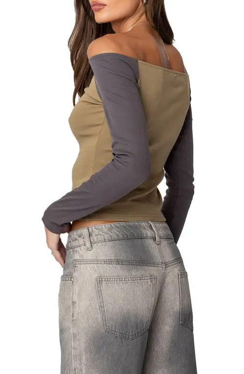 EDIKTED Contrast Off-the-shoulder Crop Top - Olive