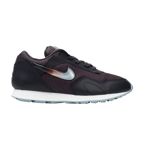 Nike Outburst Premium Sneakers