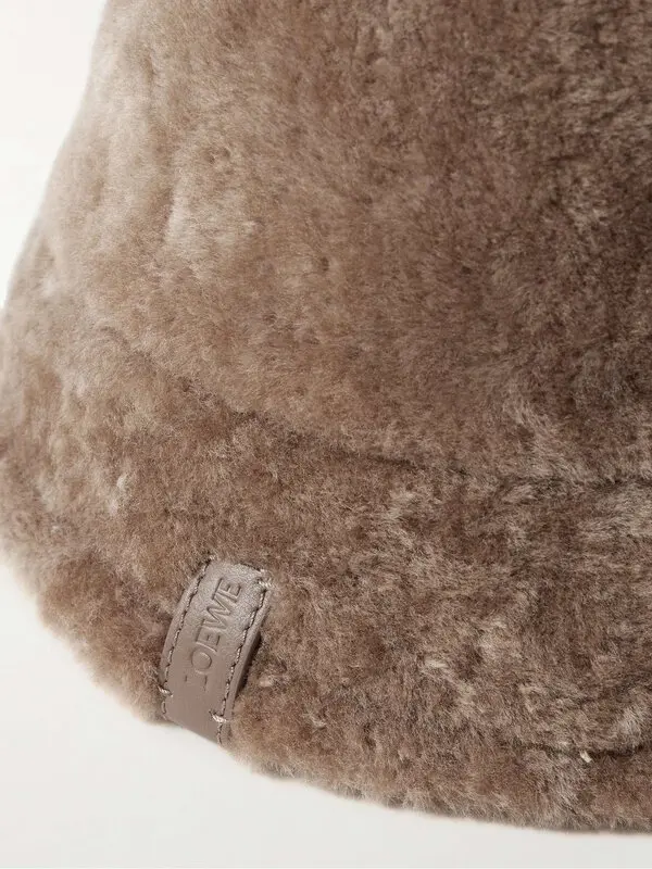 On Shearling Bucket Hat - Beige | Editorialist display picture 3