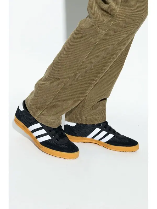 Adidas Tischtennis Sneakers