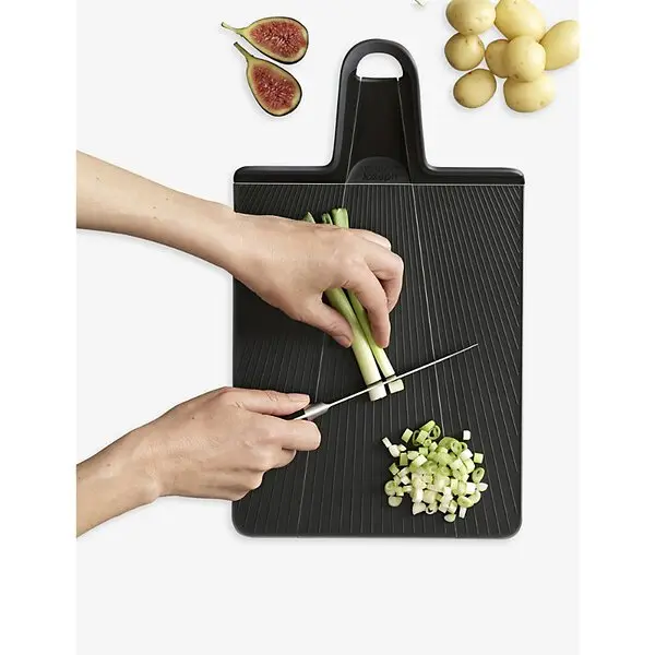 JOSEPH JOSEPH Chop2pot Plus Chopping Board 38cm