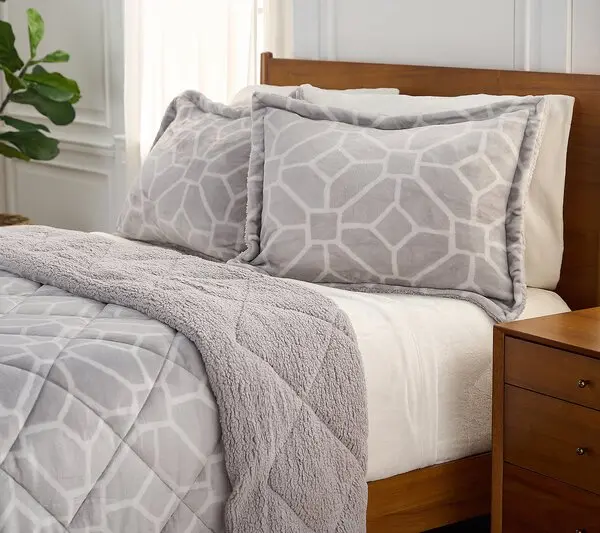 BERKSHIRE BLANKET Berkshire Printed Velvetsoft Reverse Sherpa Comforter-full - One-color