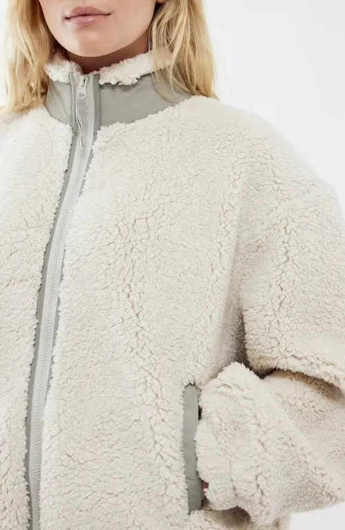 BDG URBAN OUTFITTERS Boxy Fleece Jacket - Ecru