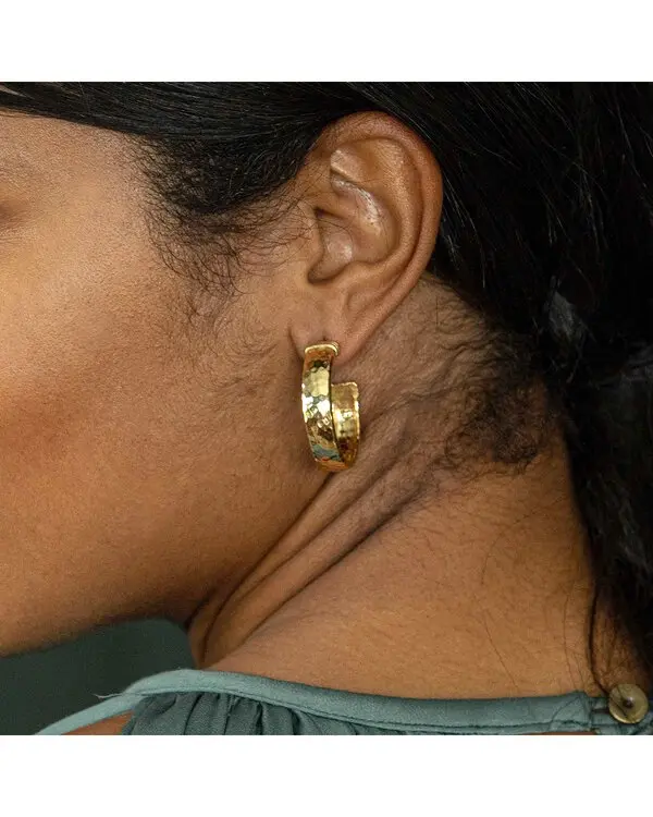 CAPUCINE DE WULF Cleopatra Medium Hoop Earrings