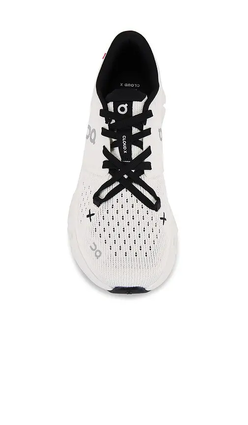 On X 4 Sneaker - Ivory & Black