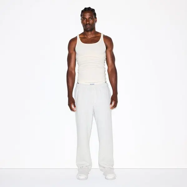 SKIMS Classic Straight Leg Pants | Grey | | Fleece Lounge - Light Heather Grey