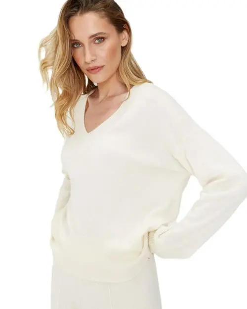 Chinti & Parker V-neck Wool Cashmere Sweater - Cream