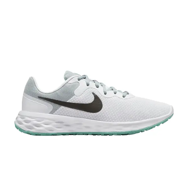 Nike Revolution Next Nature Sneakers - White