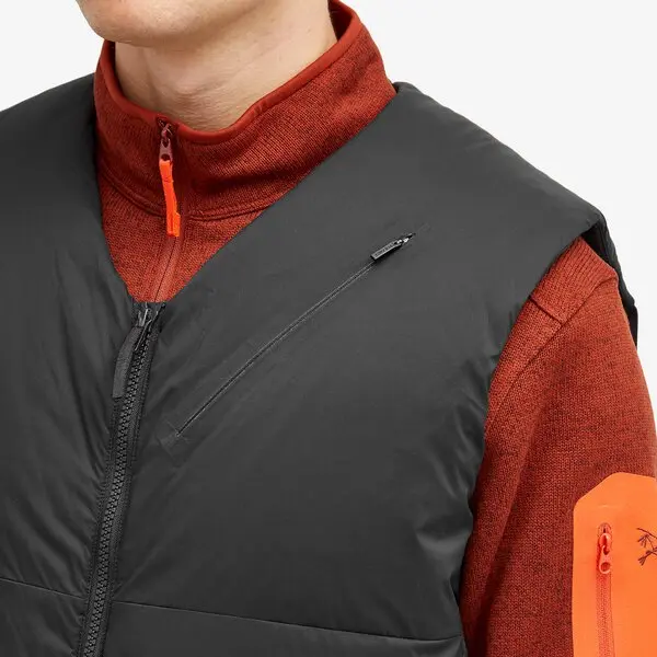 Arc'Teryx Conduit Down Vest - Black | Editorialist