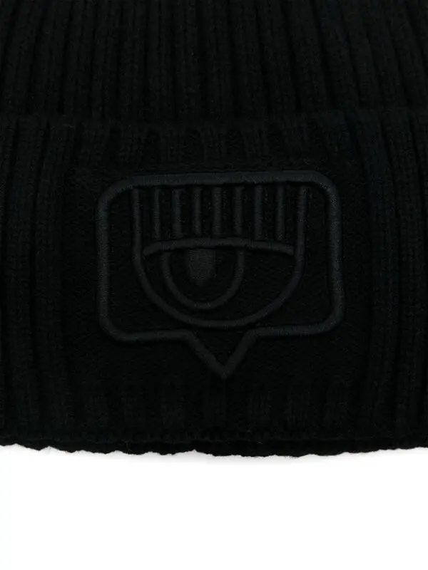 CHIARA FERRAGNI Eyelike Patch Beanie