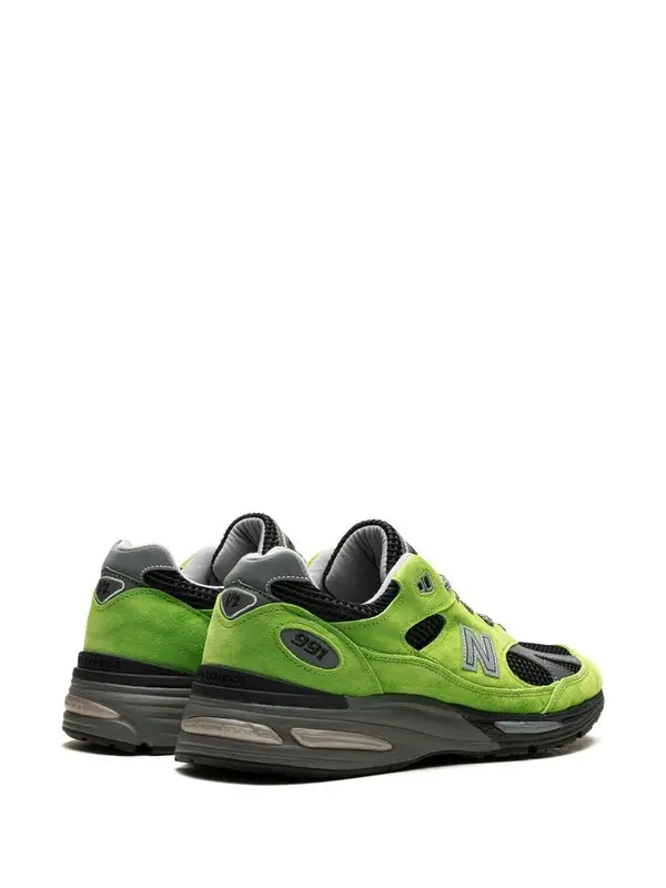 NEW BALANCE 991 V2 Made In England City Exclusives Pack Europe Sneakers - Green