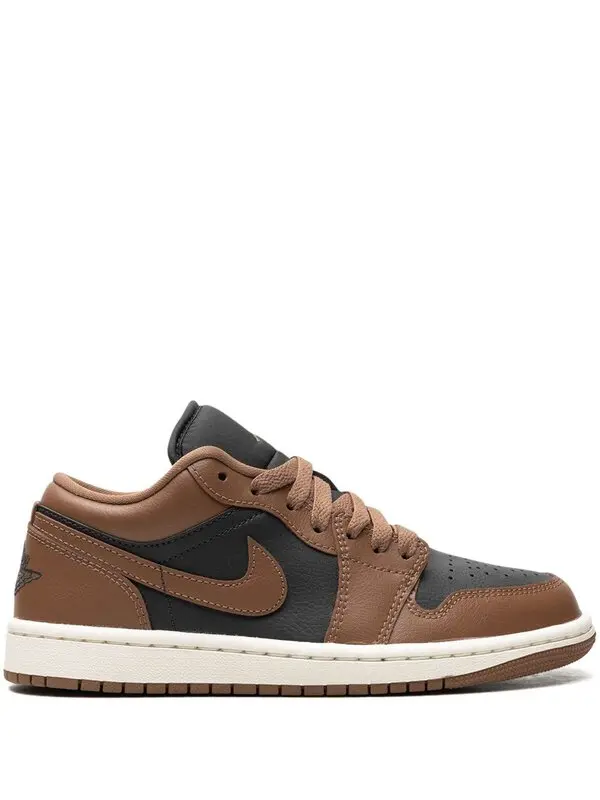 JORDAN Air 1 Sneakers - Brown