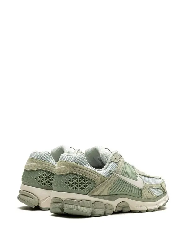 Nike Zoom Vomero 5 Sneakers - Green