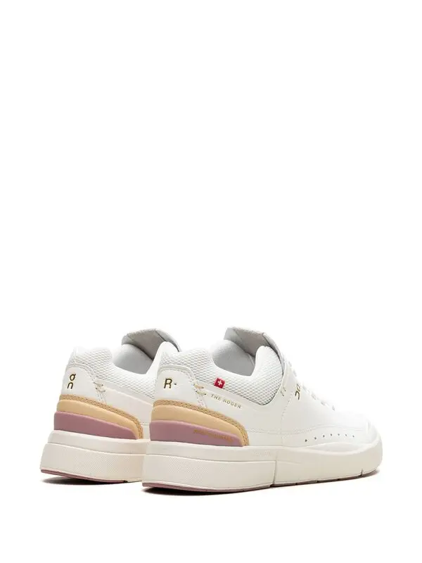 On The Roger Centre Court Sneakers