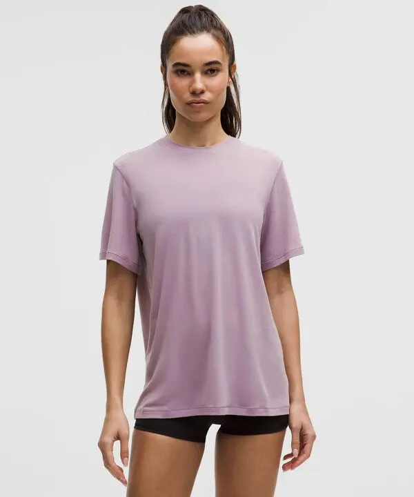 Lululemon Jersey Training Short-sleeve Shirt - Lotus Lavender