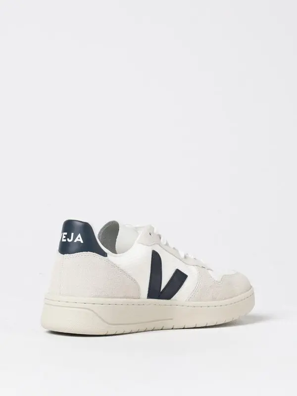 VEJA Low Top Sneakers - White