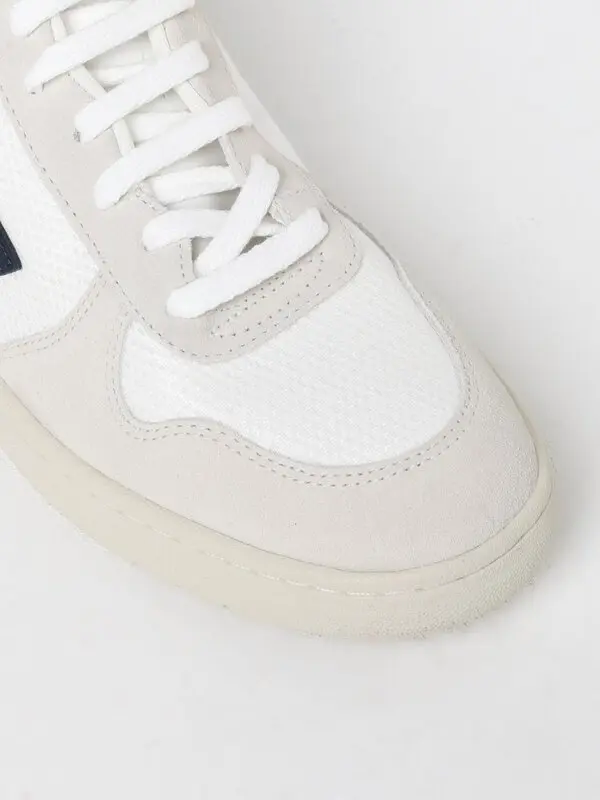 VEJA Low Top Sneakers - White
