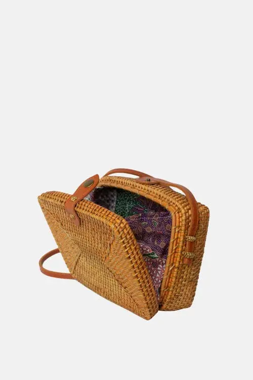 JELAVU Rae Crossbody Box Bag