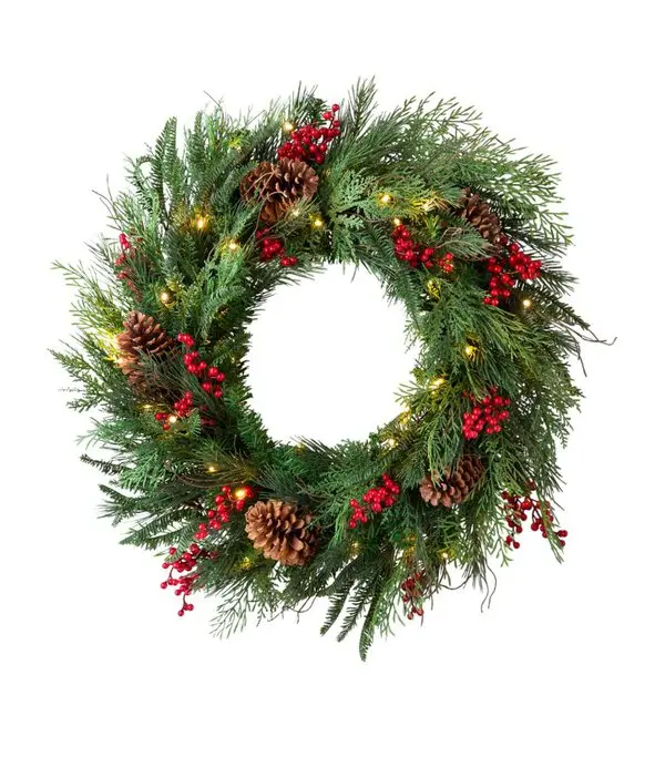 BALSAM HILL Outdoor Red Berry Wreath