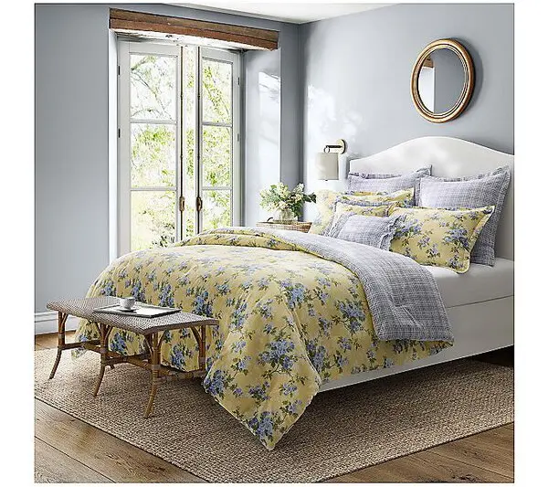 Laura Ashley キング Linley ベッドキルト3点セット イエロー Laura Ashley Linley 3-Piece Yellow Floral Cotton King Quilt Set