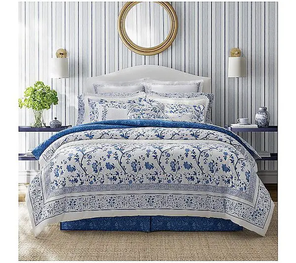 Laura Ashley Charlotte China Blue Twin Comforte Set - One-color