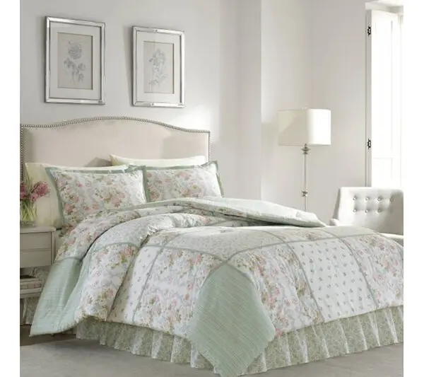 Laura Ashley Harper Bright Green King Comforter Set