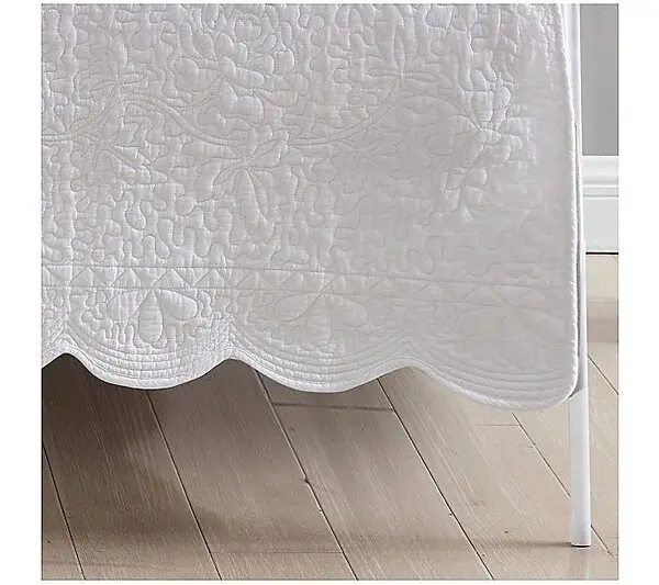 Laura Ashley Solid Trellis White Daybed Cover Set