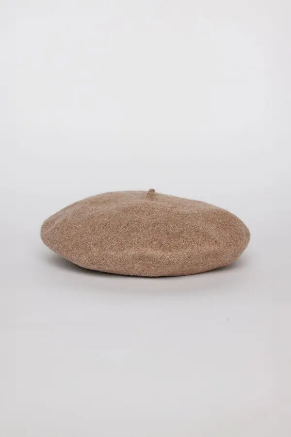 Velvet By Graham & Spencer Classic Beret - Natural