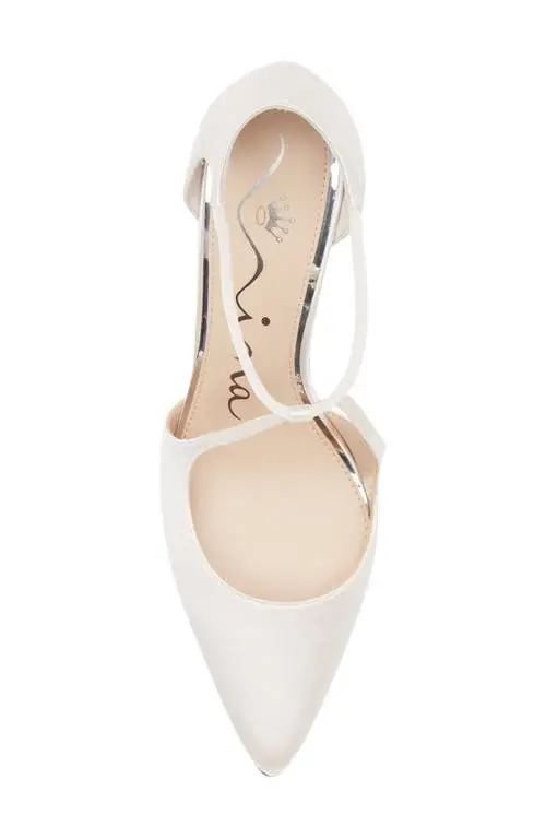 Nina Netta Pointed Toe Pumps